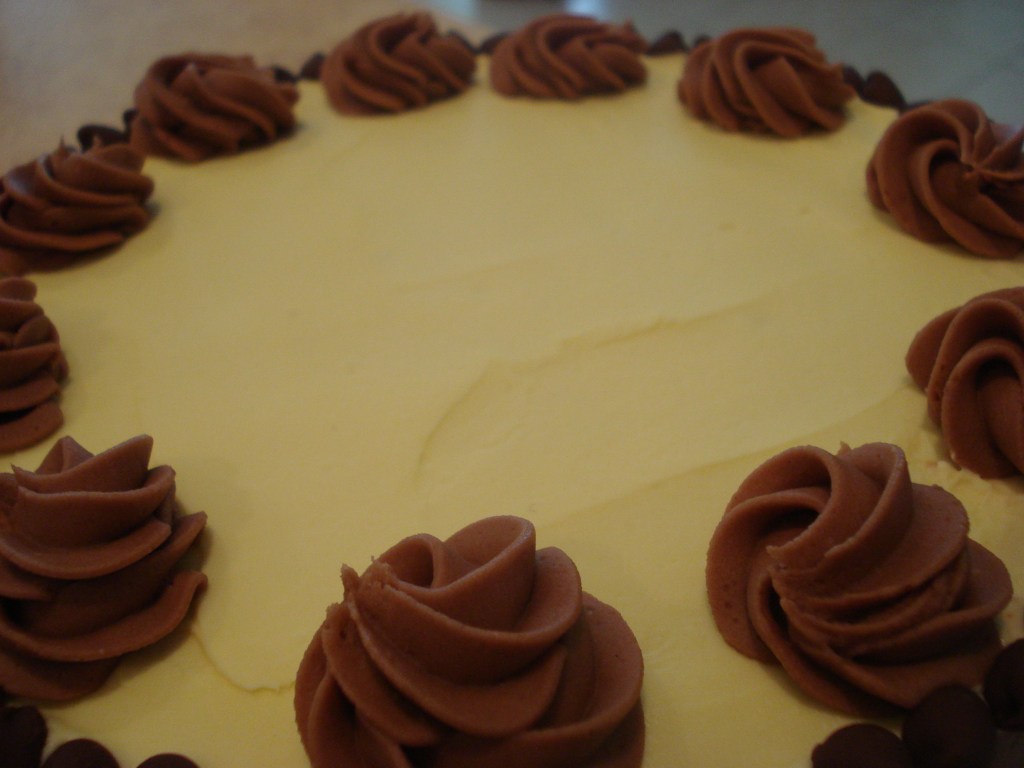 Brown-Eyed Susan Cake – Honeybee's Patisserie